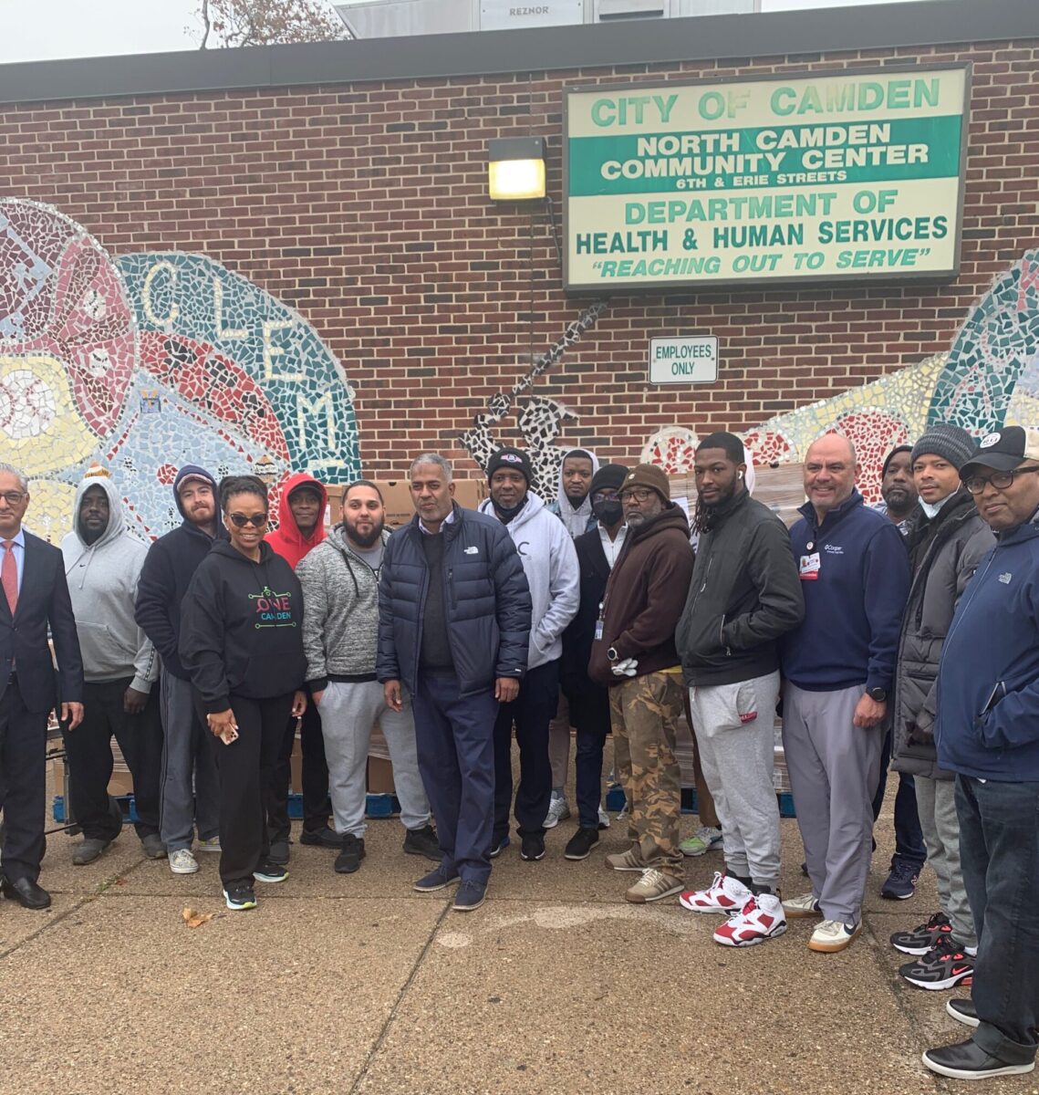 Camden Mayor Victor Carstarphen and The Cooper Foundation Team Up with ...